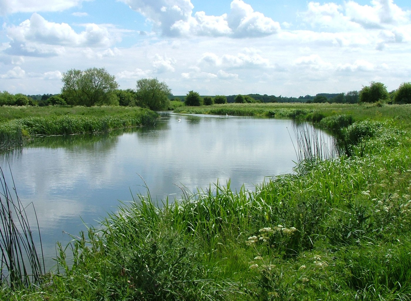 Visit the ancient market town of Bampton in the Bush near to the River ...